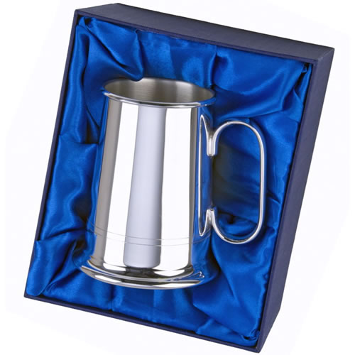 Engraved Silver Plated 1PT Tankard in Presentation Box - Business Gifts ...